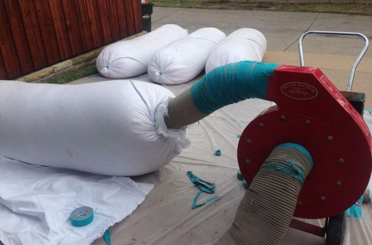 Removing Blown In Insulation From Your Attic: 5-Minute Guide